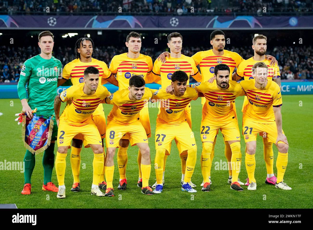 Naples, Italy. 21st Feb, 2024. FC Barcelona line up during the UEFA ...