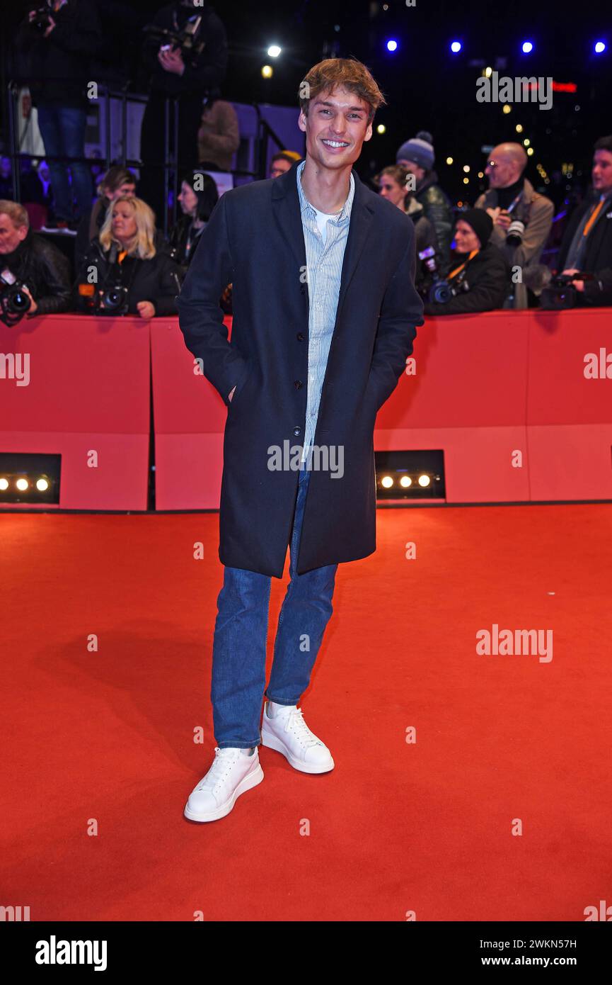 Arne-Carlos Böttcher - PREMIERE VON SPACEMAN im Rahmen der 74 ...
