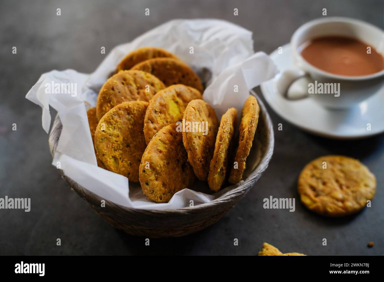 Mathri or wheat crackers - Indian savory Diwali snacks Stock Photo - Alamy