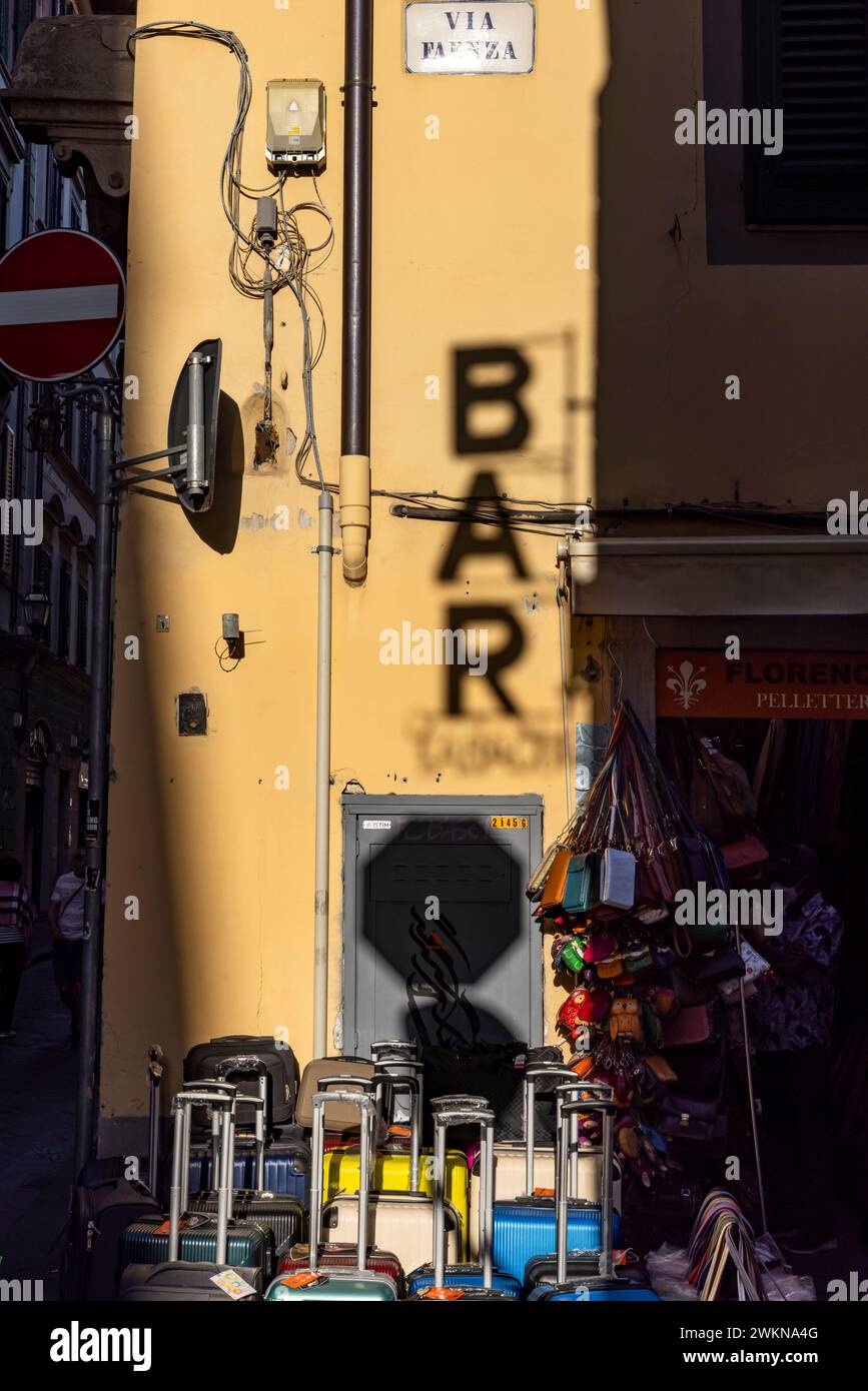 Daily life in Florence, Italy Stock Photo - Alamy