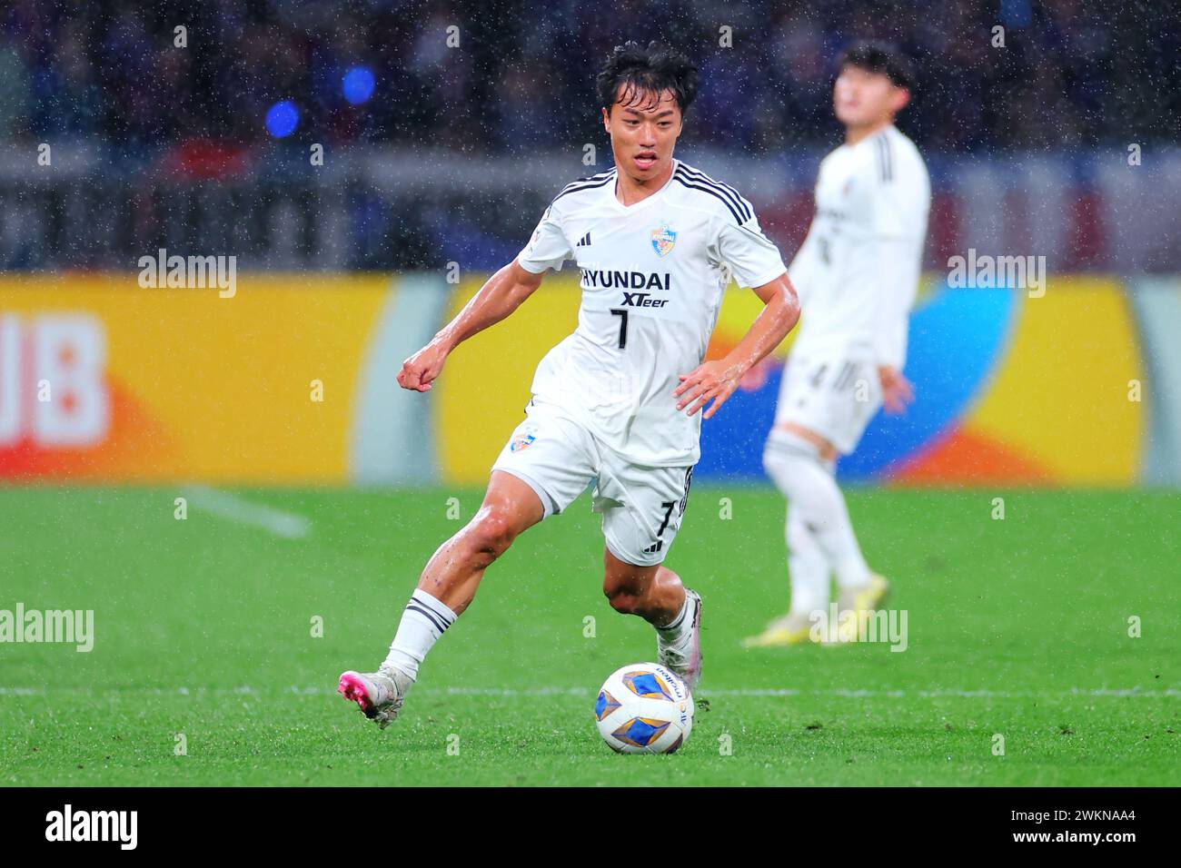 National Stadium, Tokyo, Japan. 21st Feb, 2024. Ko Seung-Beom (Ulsan ...