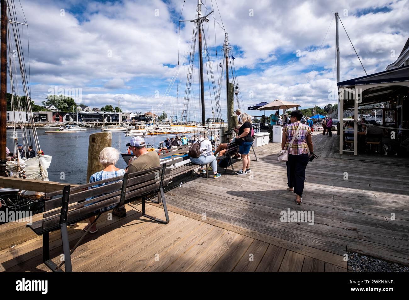 Downtown camden maine new england hi-res stock photography and images ...