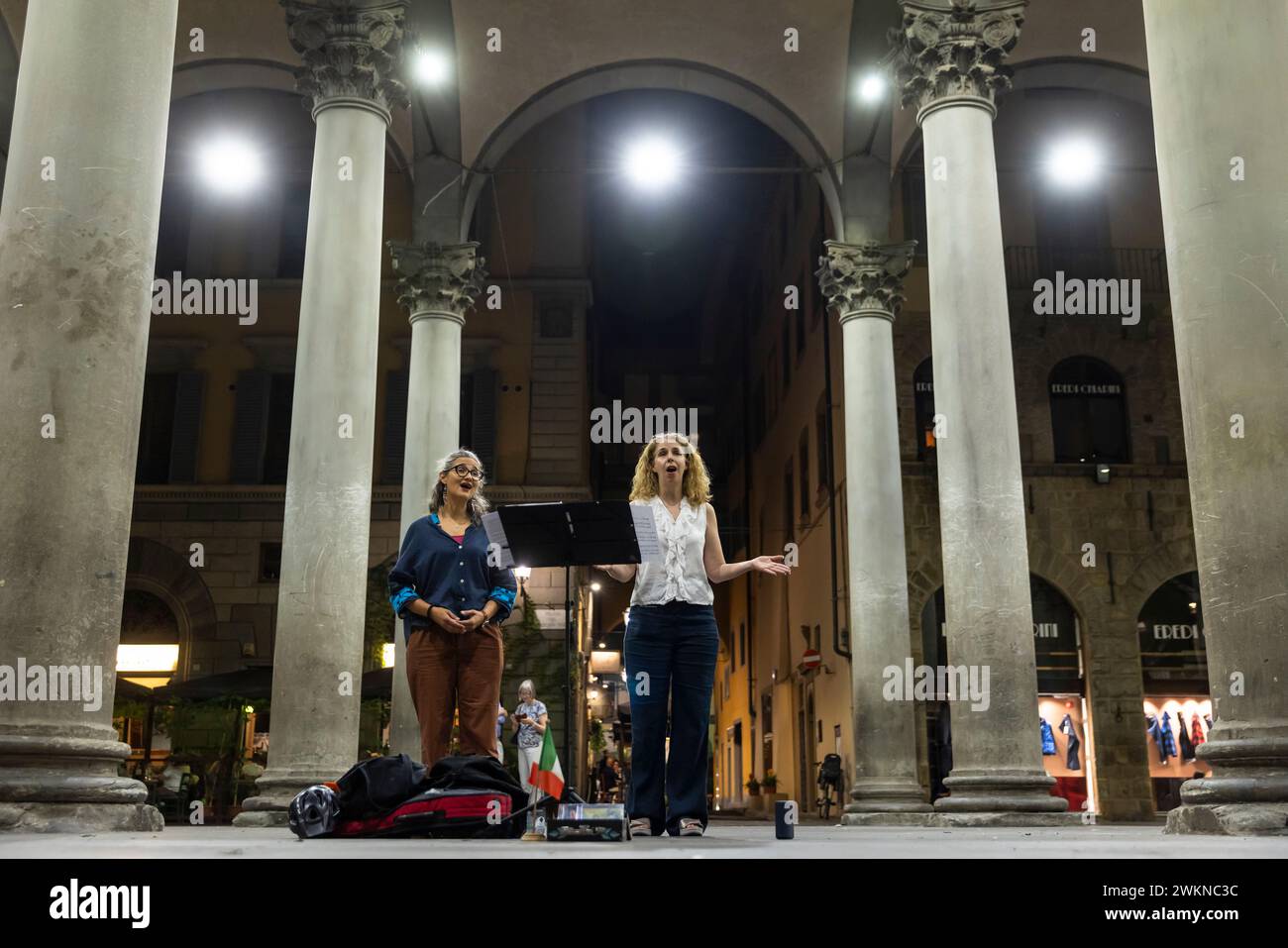 Daily life in Florence, Italy Stock Photo - Alamy