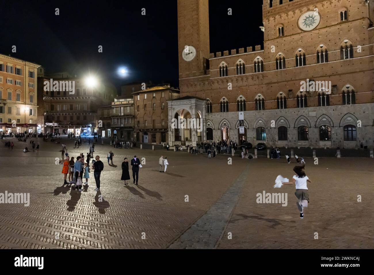 Daily life in Siena, Italy Stock Photo - Alamy