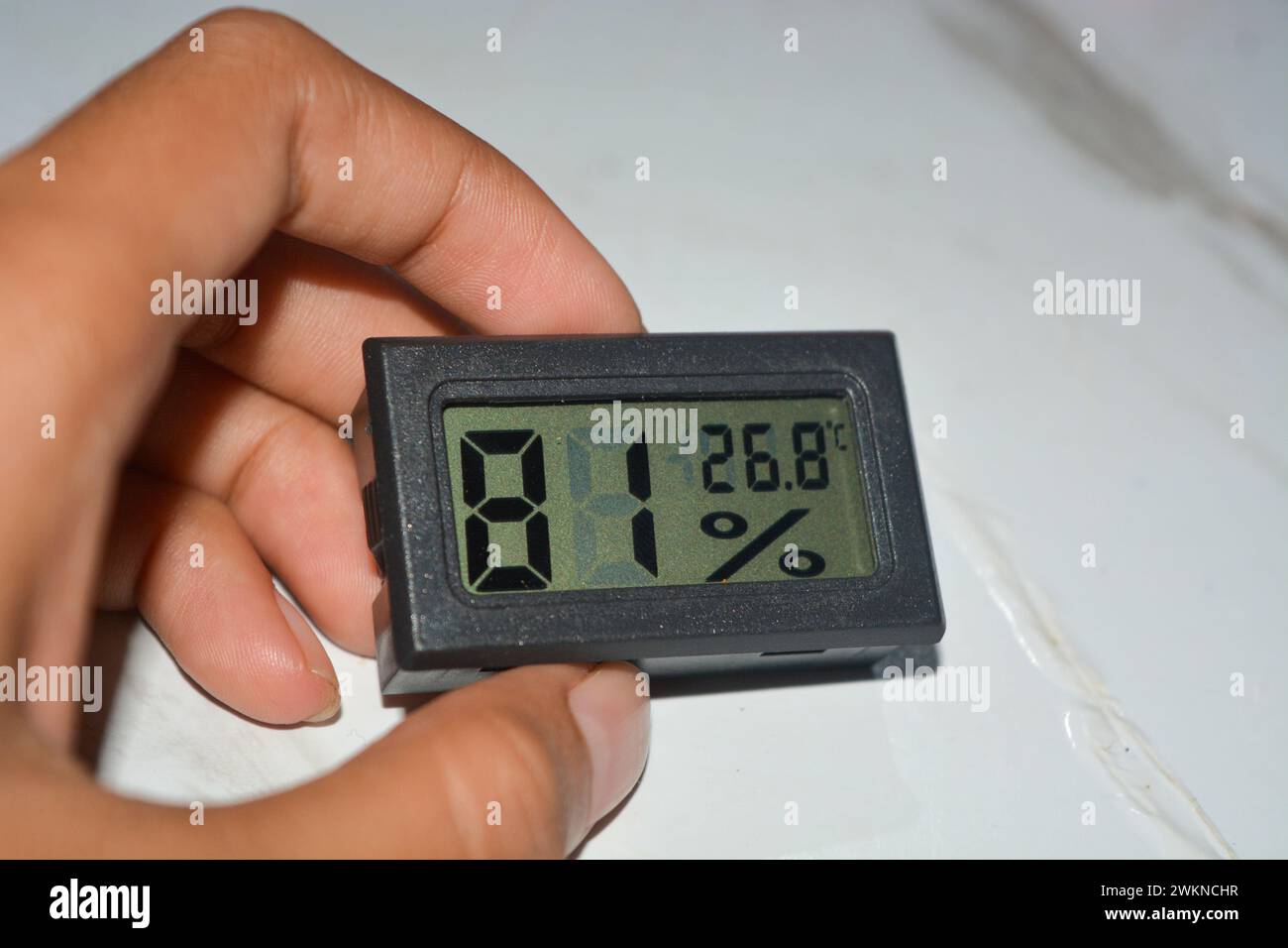 An instrument for measuring air temperature Stock Photo - Alamy
