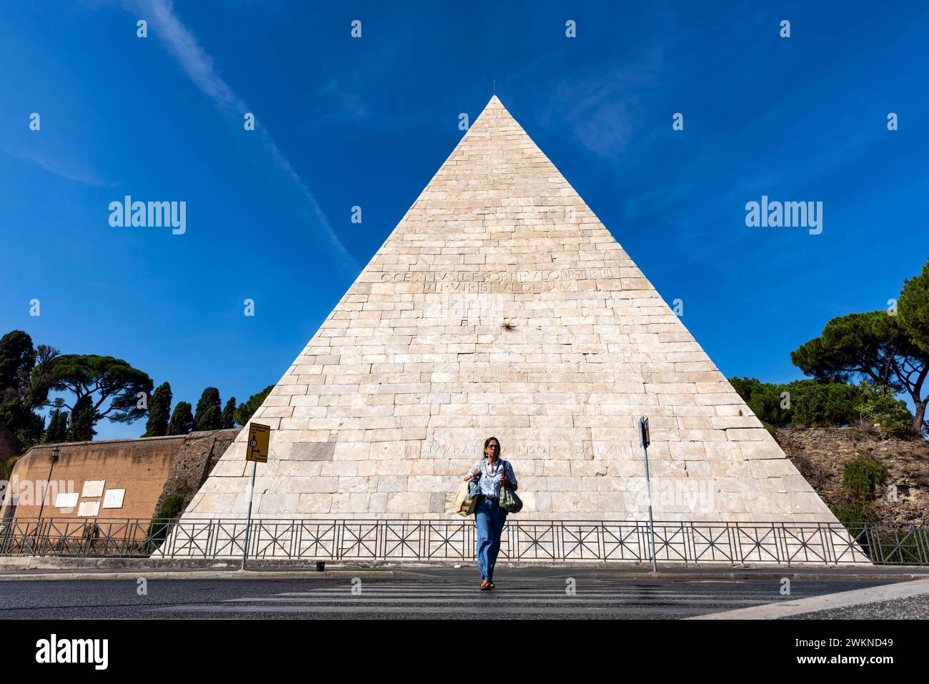The Pyramid of Caius Cestius in the Testaccio neighborhood in Rome ...