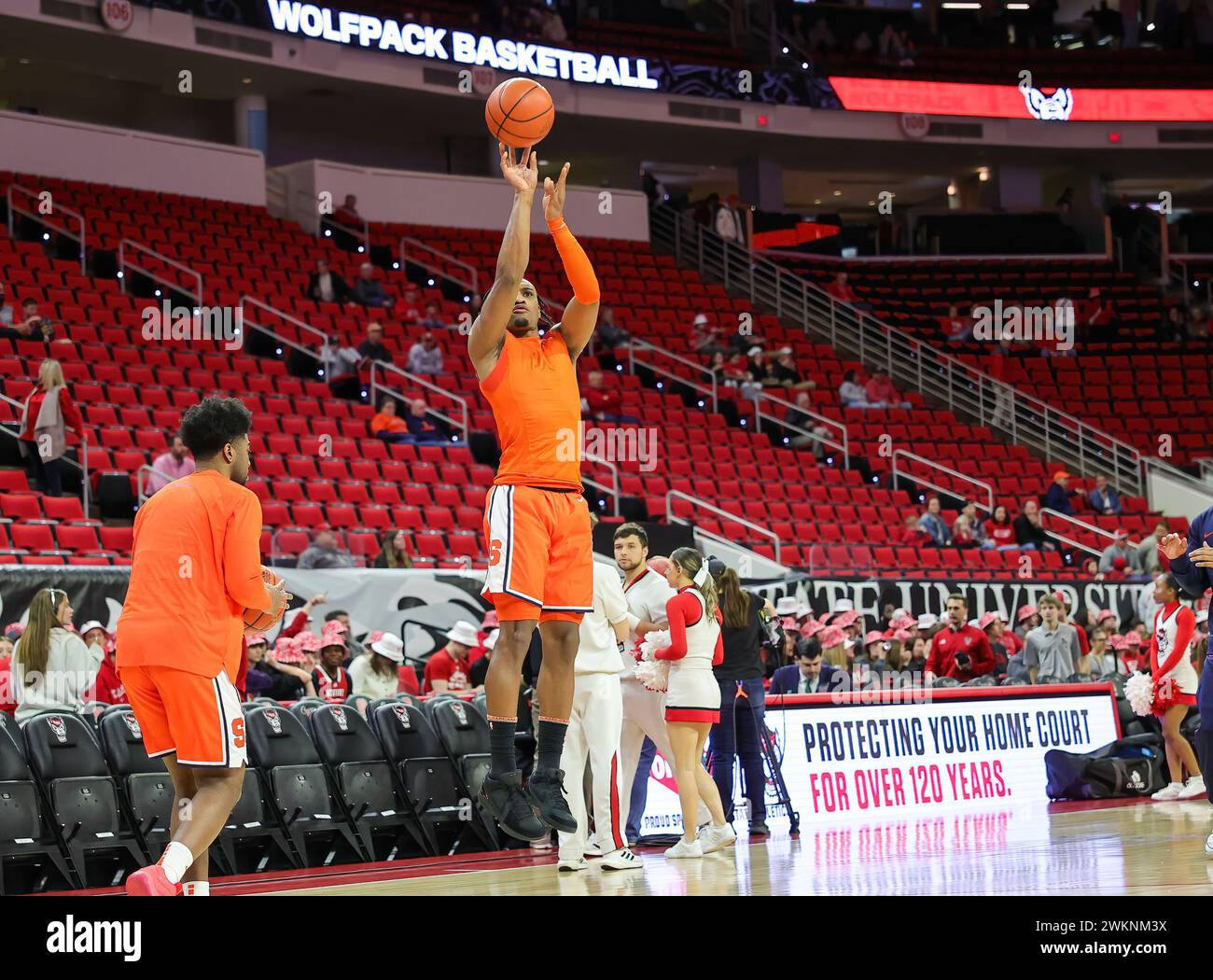 Raleigh, North Carolina, USA. 20th Feb, 2024. Syracuse Orange players ...