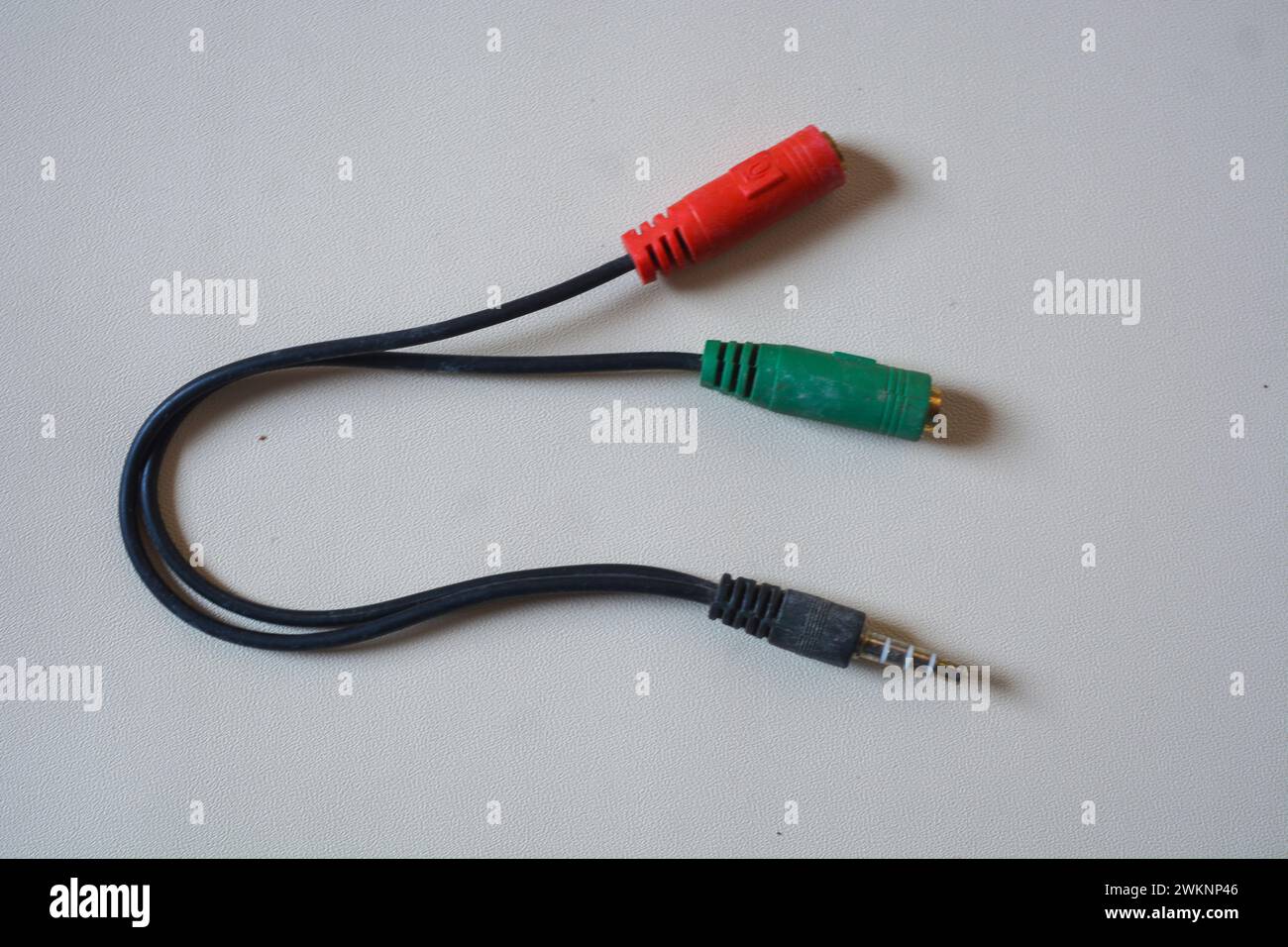 Four connectors hi-res stock photography and images - Alamy