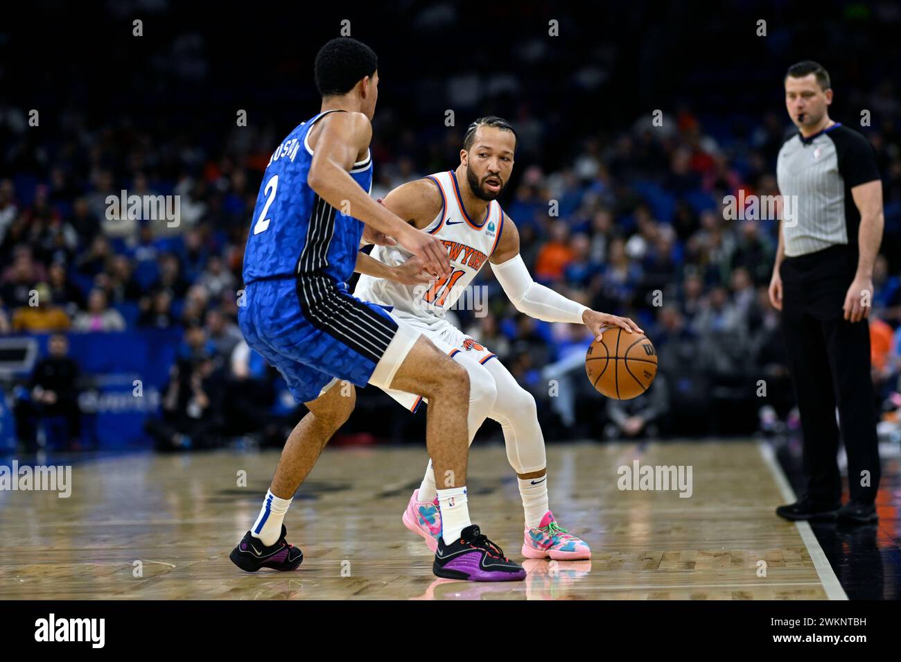 New York Knicks guard Jalen Brunson (11) is defended by Orlando Magic ...
