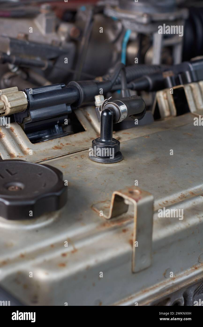 car pcv valve on the engine, motor valve cover or cylinder head ...