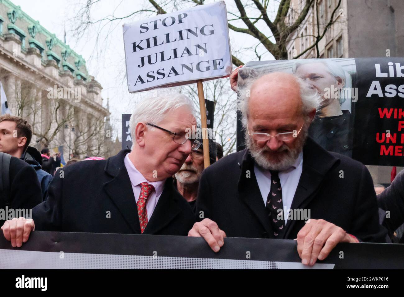 Craig murray writer hi-res stock photography and images - Alamy