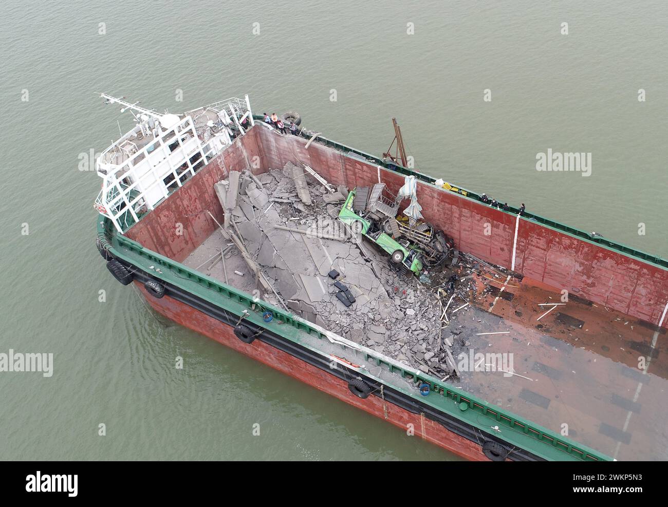 (240222) -- GUANGZHOU, Feb. 22, 2024 (Xinhua) -- An aerial drone photo ...