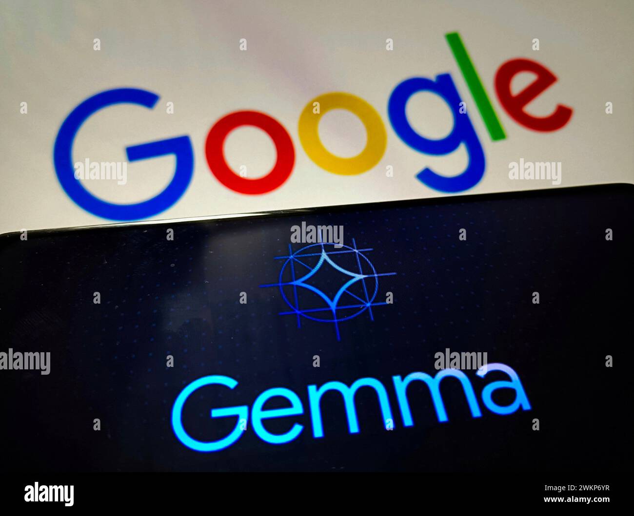 HANGZHOU, CHINA - FEBRUARY 22, 2024 - Illustration Google opens ...