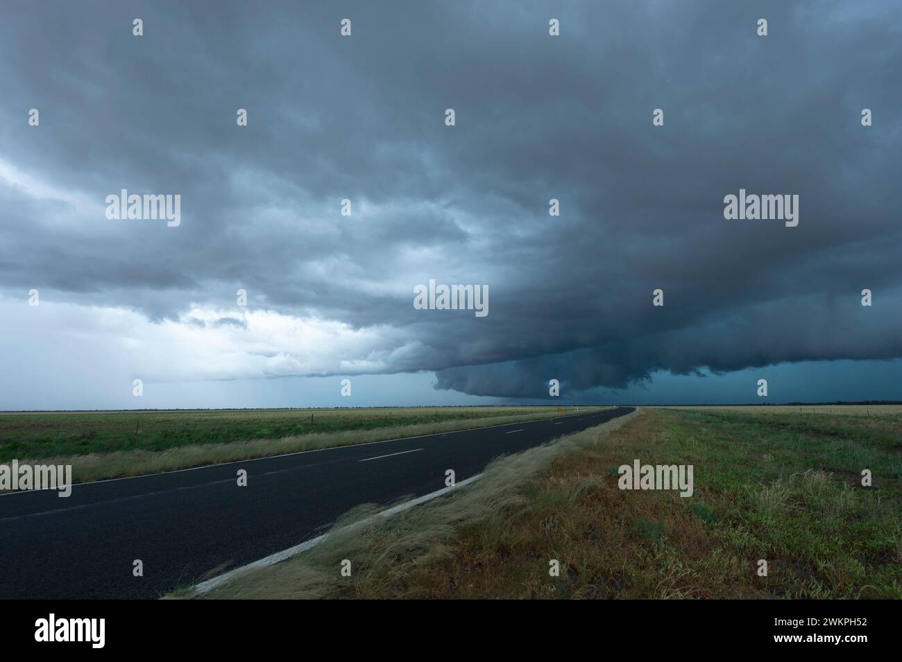 Stormy skies over the Australian Outback, near Cunnamulla, Queensland ...