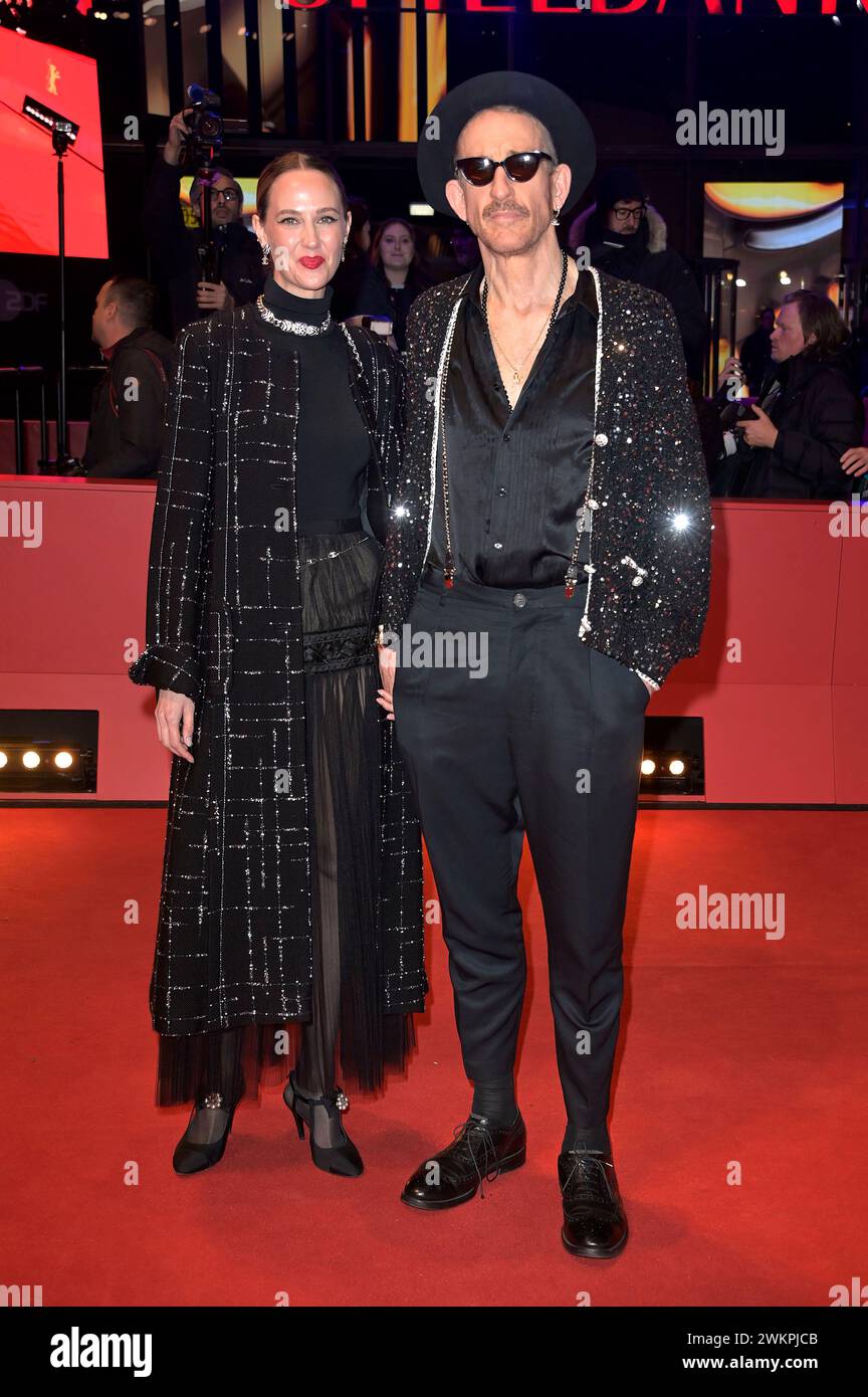 Johan Renck mit Ehefrau Elin Renck bei der Premiere des Kinofilms ...
