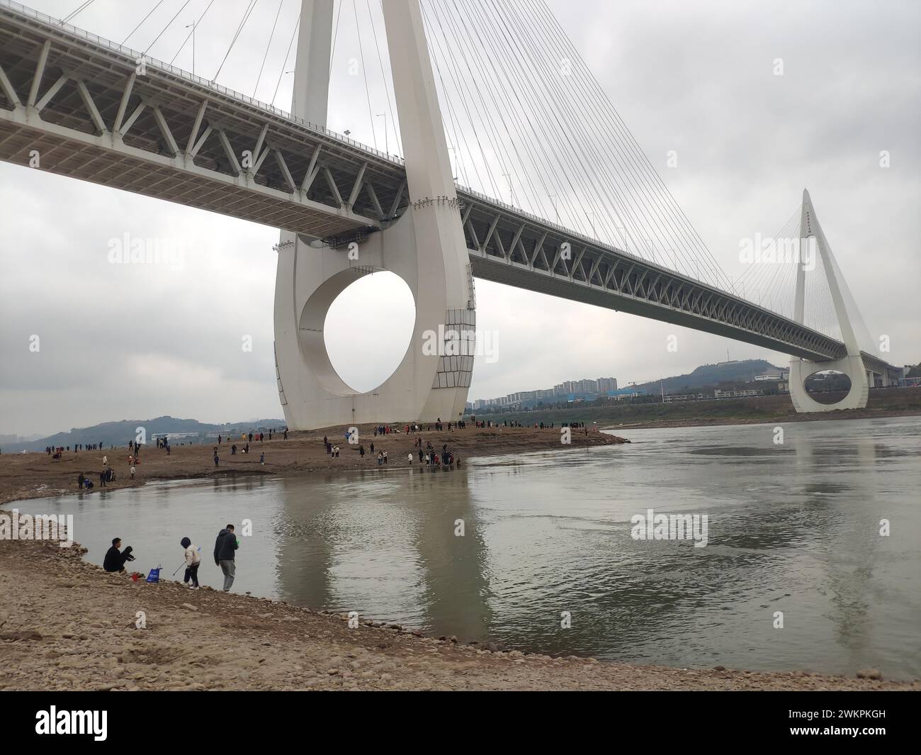 The mesmerizing visual effects of the Baijusi Yangtze River Bridge ...