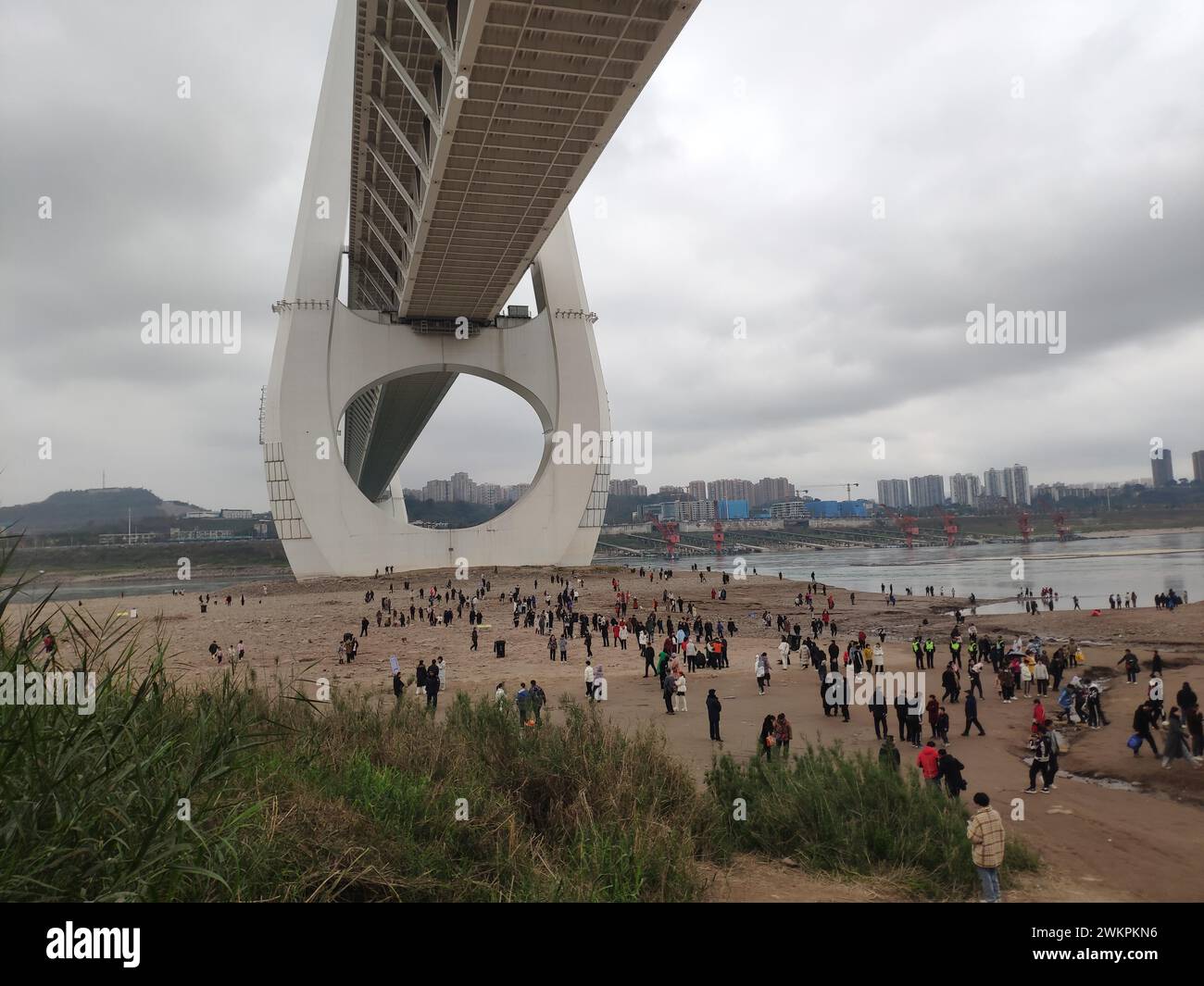 The mesmerizing visual effects of the Baijusi Yangtze River Bridge ...