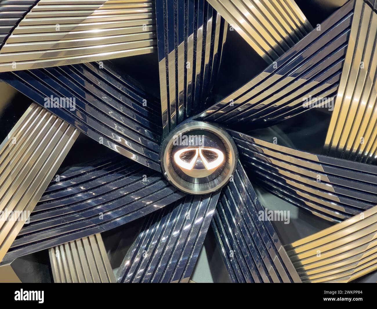 Major World Auto Mall