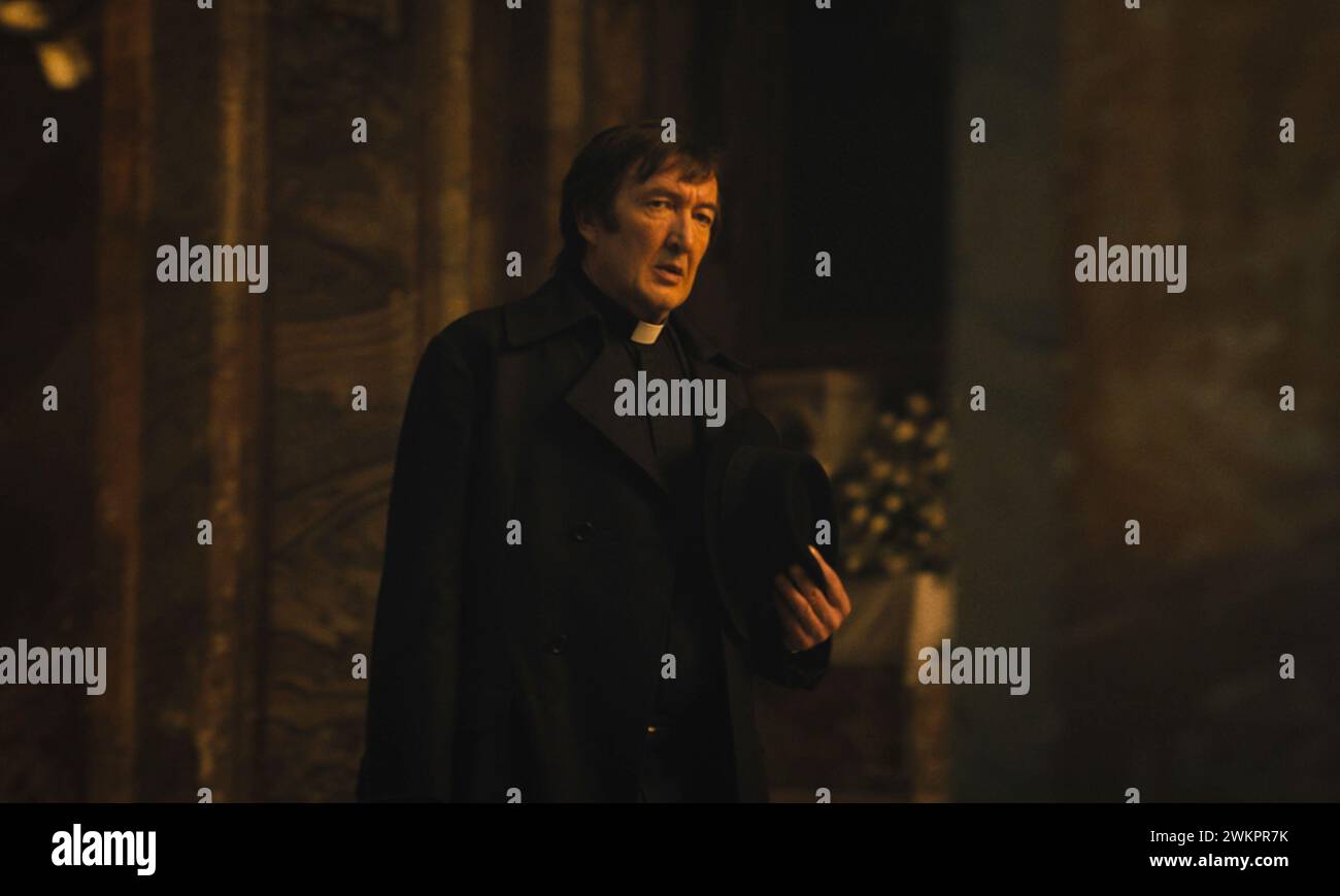 The First Omen Ralph Ineson Stock Photo - Alamy
