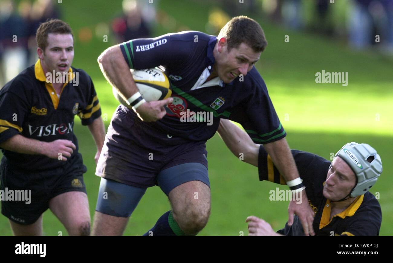 CURRIE V BOROUGHMUIR. 21/10/00. Muirs Derek Stark on the break Stock ...