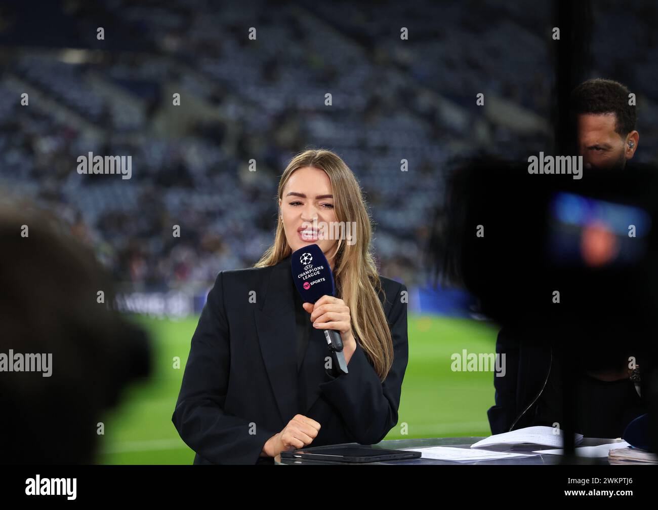 Porto, Portugal, 21st February 2024. TNT Sport presenter Laura Woods ...