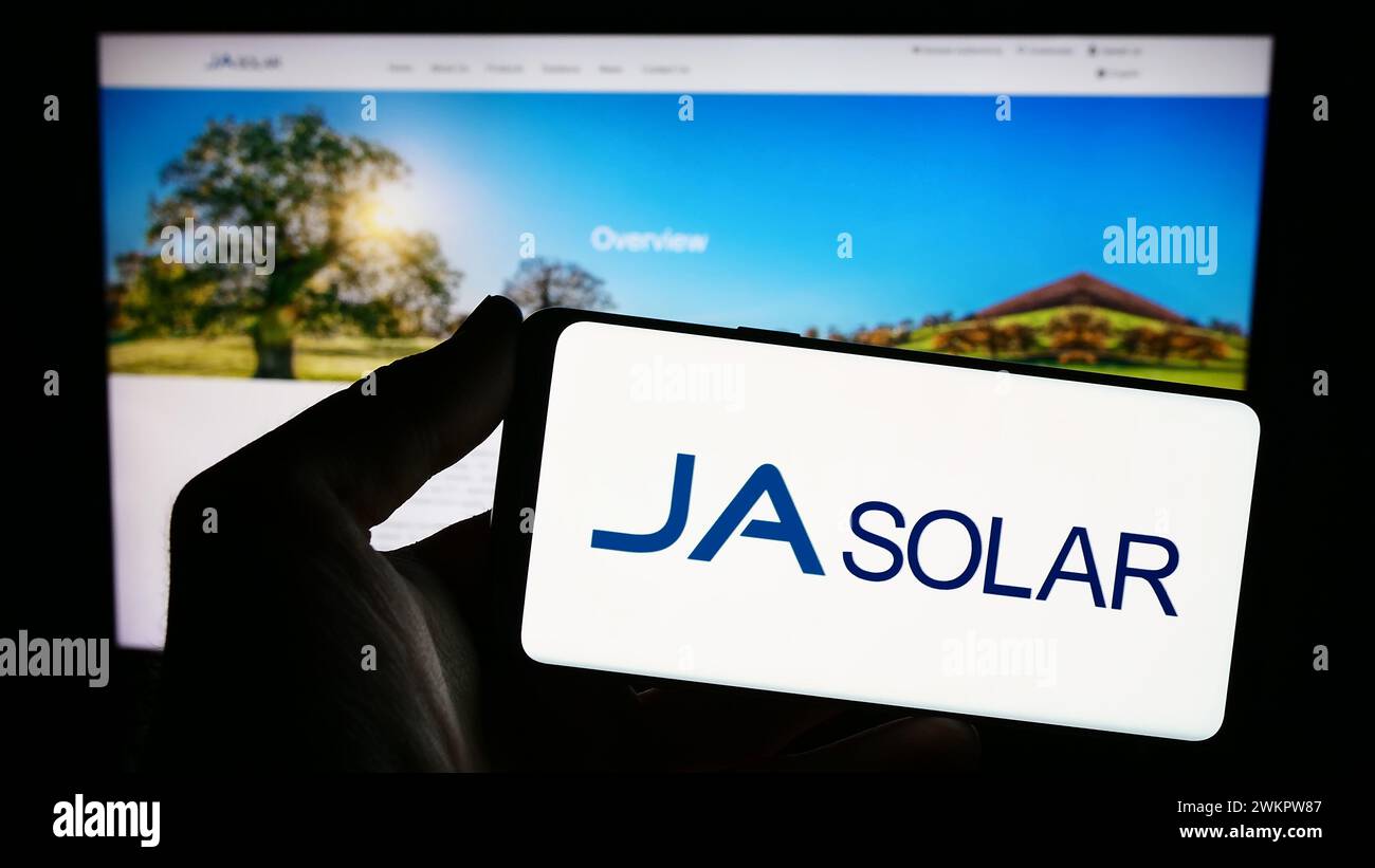Ja solar logo hi-res stock photography and images - Alamy