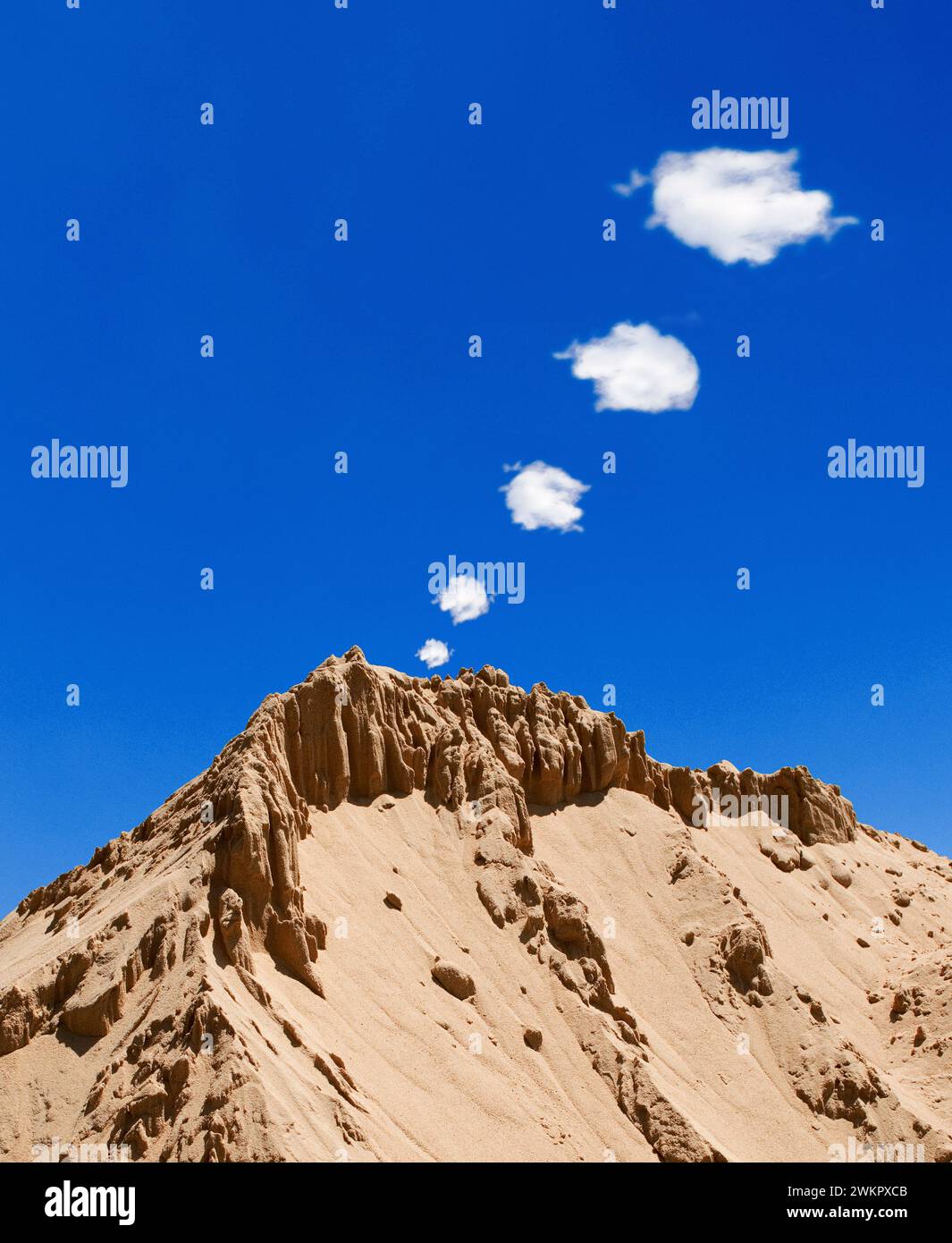 Smoke signals indians hi-res stock photography and images - Alamy