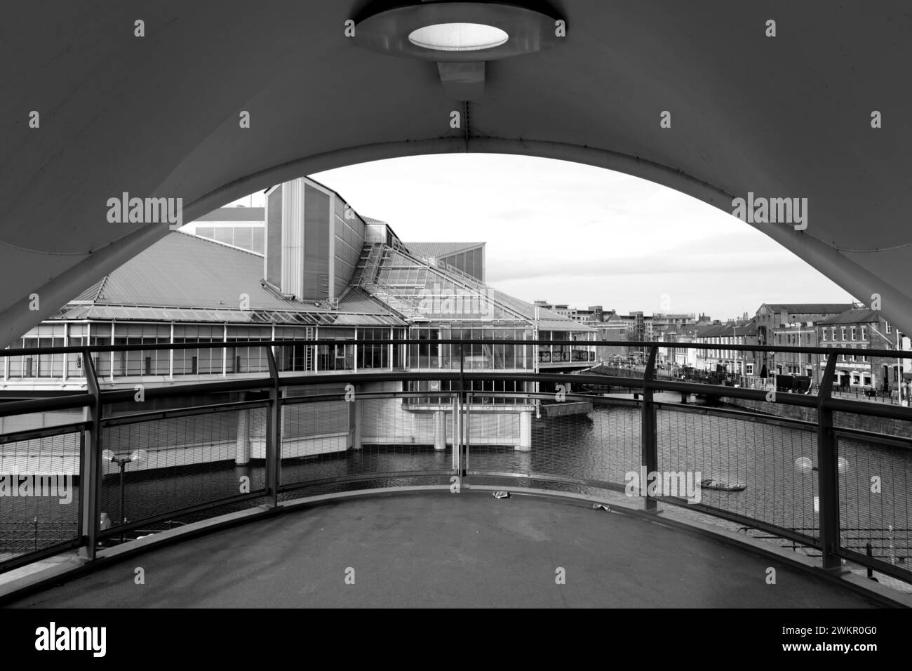 Murdoch's connection bridge and the new Marina area at Hull, Yorkshire ...