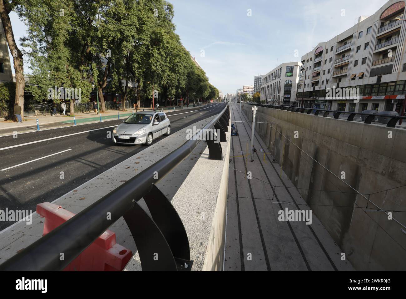 Seville, 01/26/2024. The Avenida de San Francisco Javier opens to ...