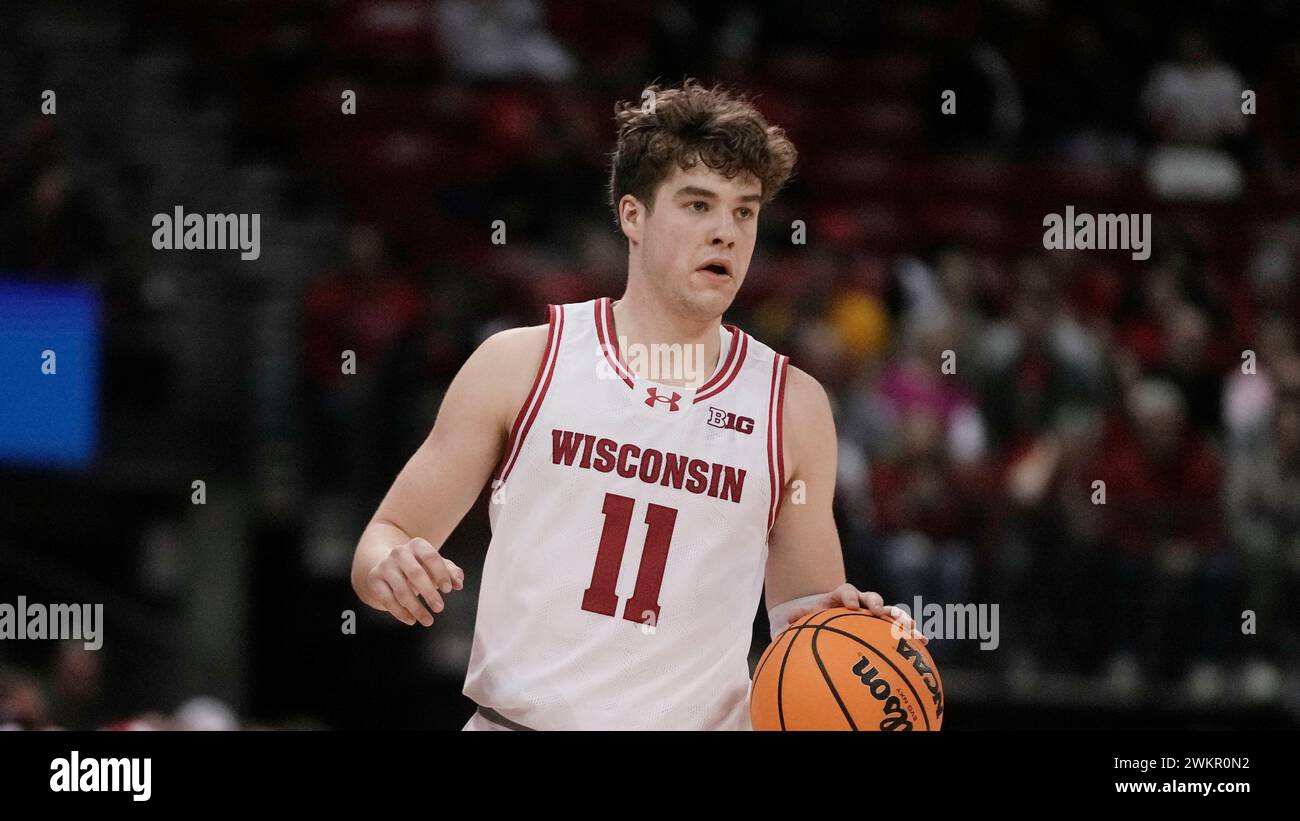 Wisconsin's Max Klesmit during the second half of an NCAA college ...