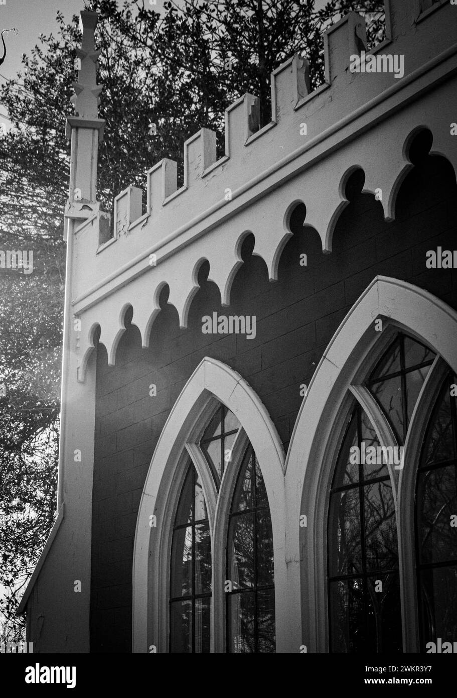 Black eagle house Black and White Stock Photos & Images - Alamy