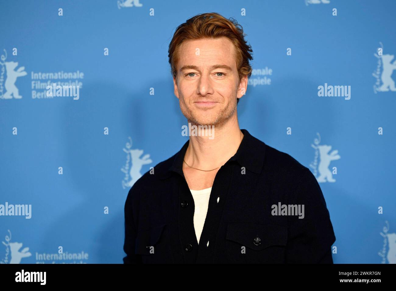 Alexander Fehling bei der Premiere des Kinofilms Verbrannte Erde ...