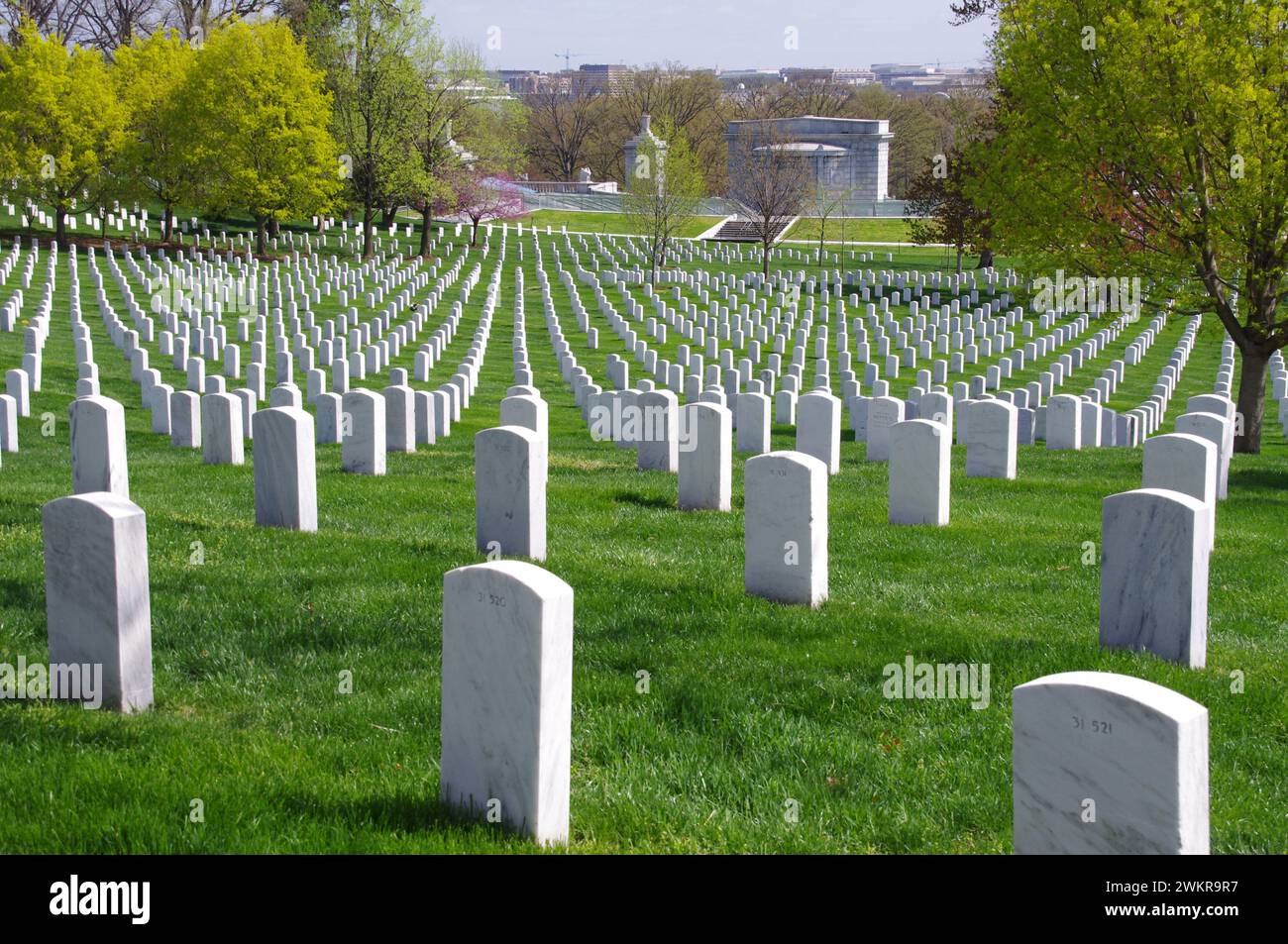 Rows of Military Graves at Arlington National Cemetery, Washington, DC ...
