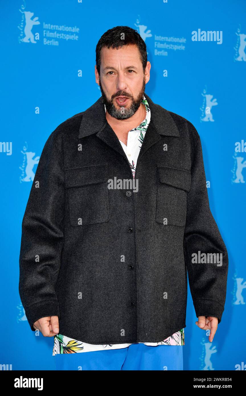 Adam Sandler beim Photocall zum Kinofilm 'Spaceman' auf der Berlinale ...