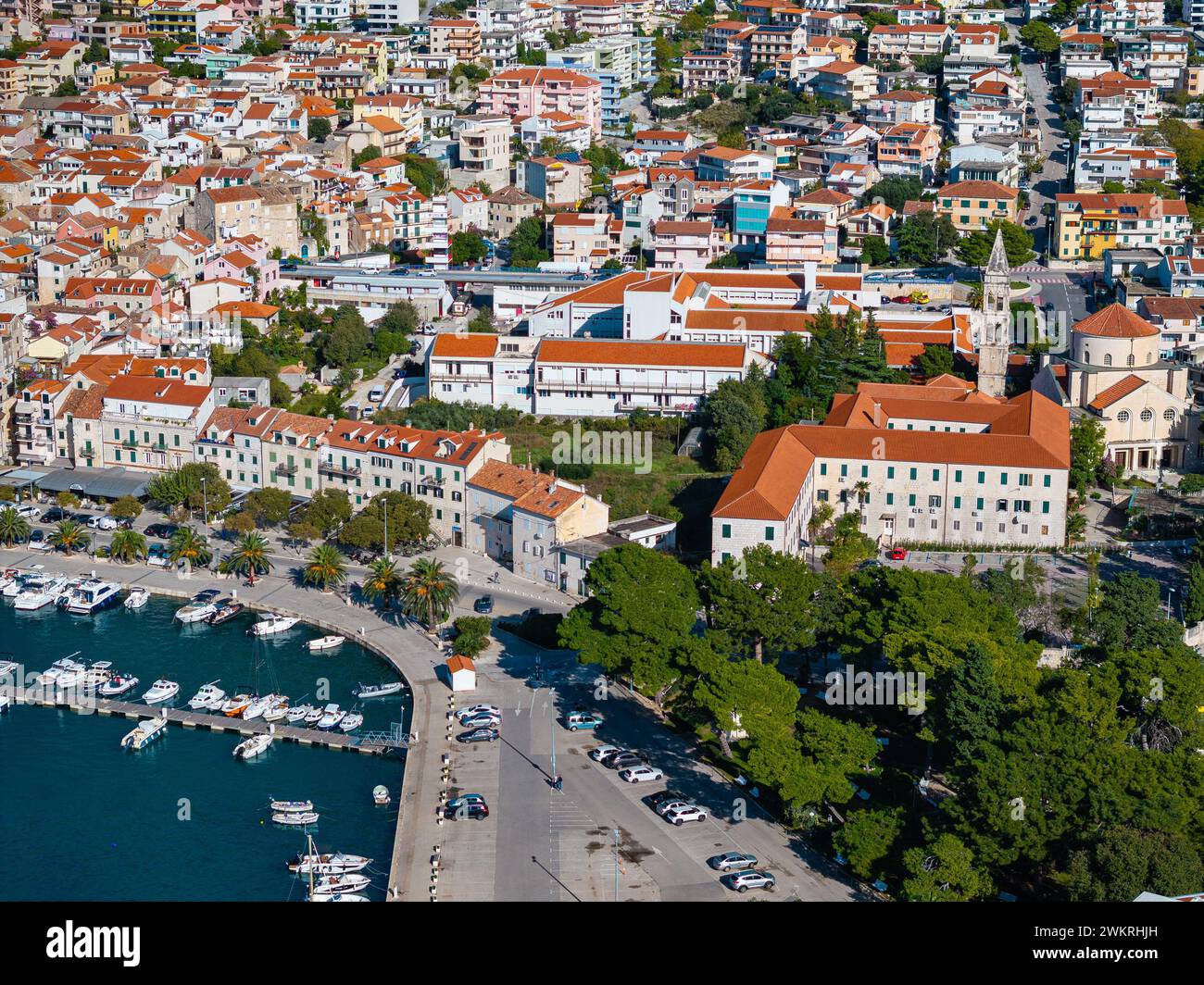 Makarska turquoise waterfront biokovo hi-res stock photography and ...