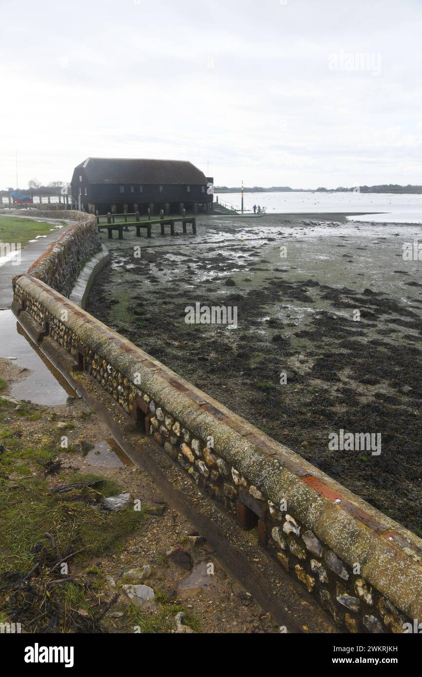Bosham quay birds hi-res stock photography and images - Alamy