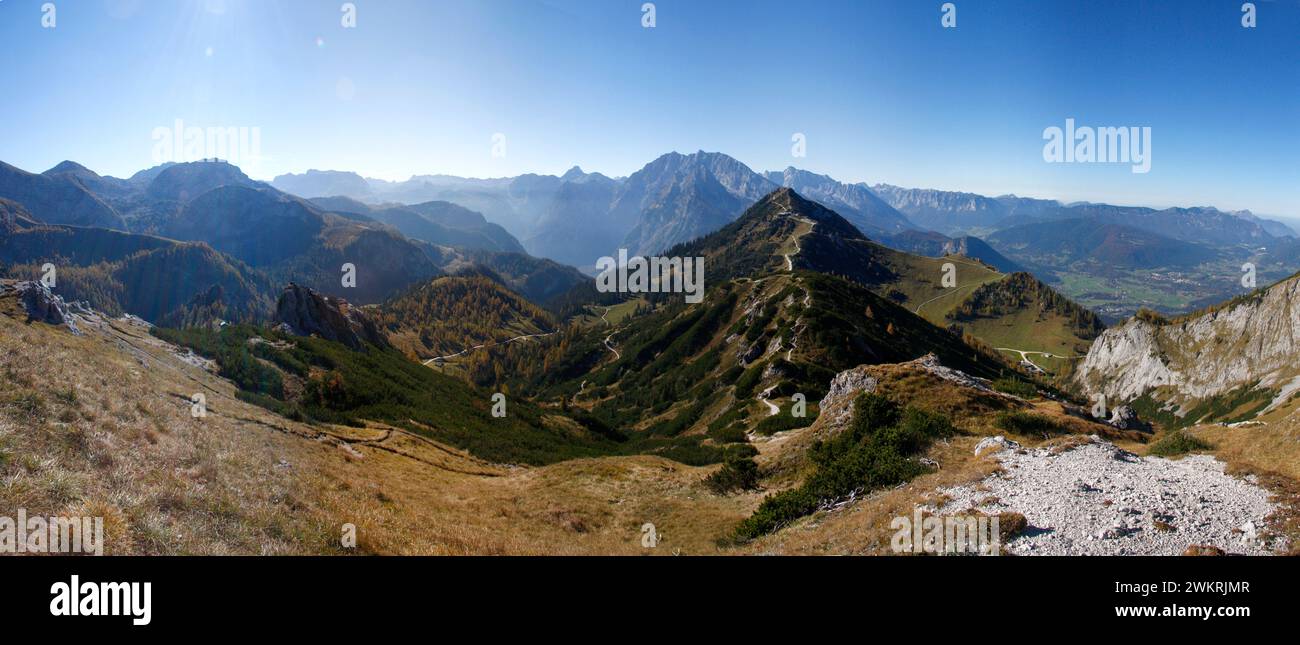 Panorama: Blick vom Jenner auf den Koenigssee, dahinter der Watzmann ...