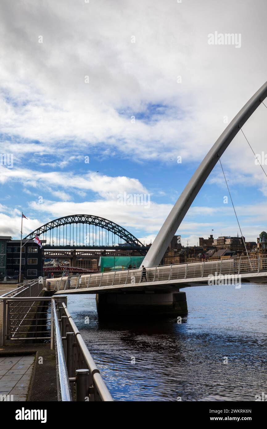 The Millenium Bridge across the The River Tyne. Newcastle / Gateshead ...