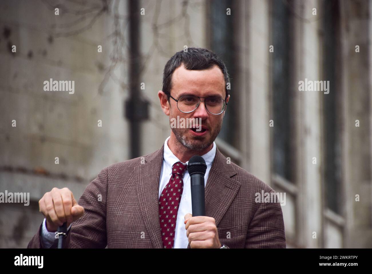 London, UK. 21st February 2024. Assange's brother Gabriel Shipton gives ...