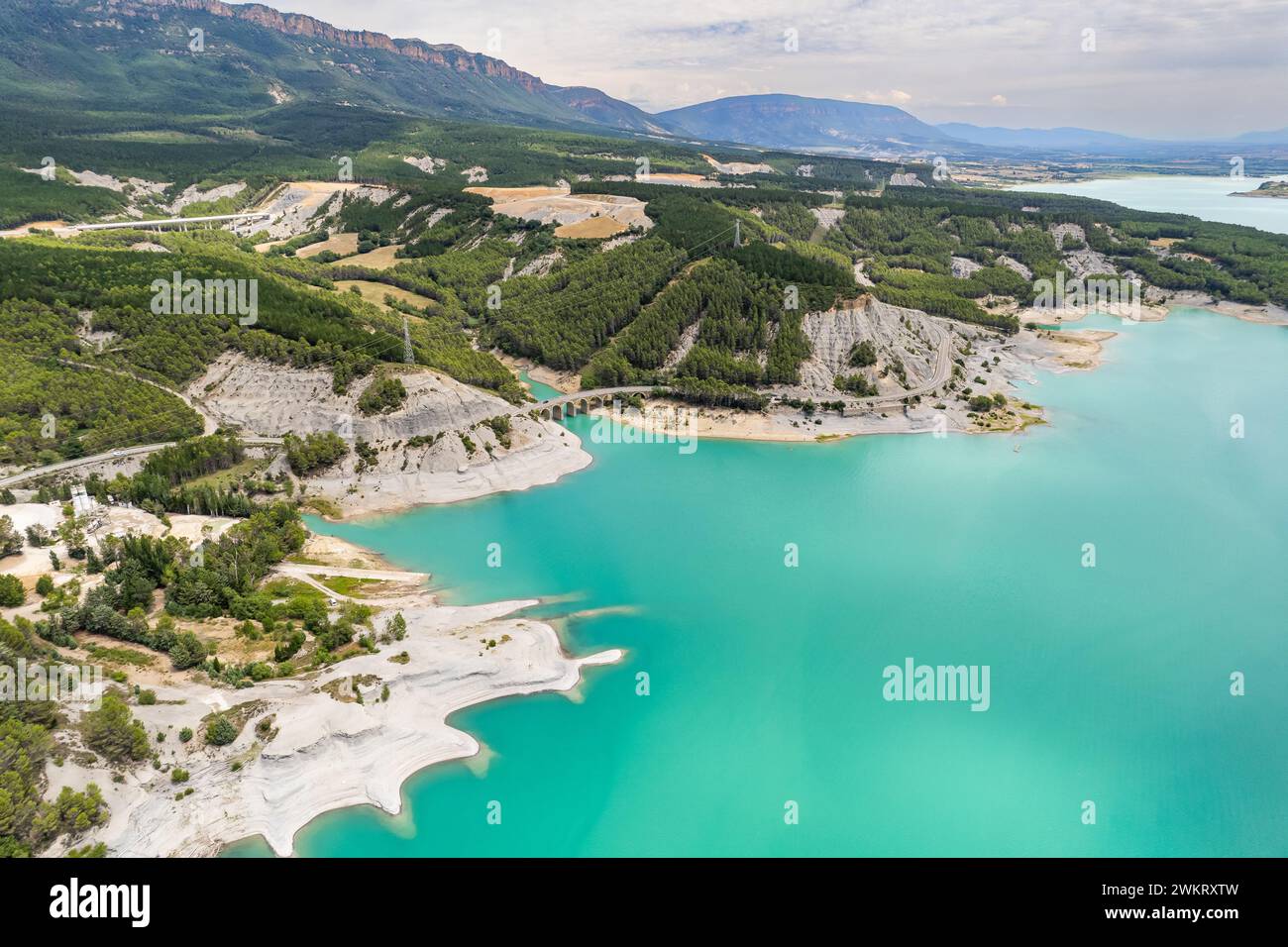 Spain aragon lake yesa hi-res stock photography and images - Alamy