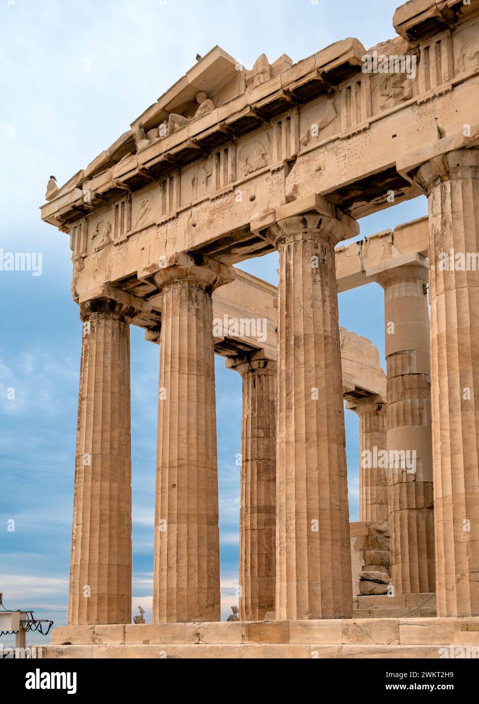 Doric column parthenon hi-res stock photography and images - Alamy