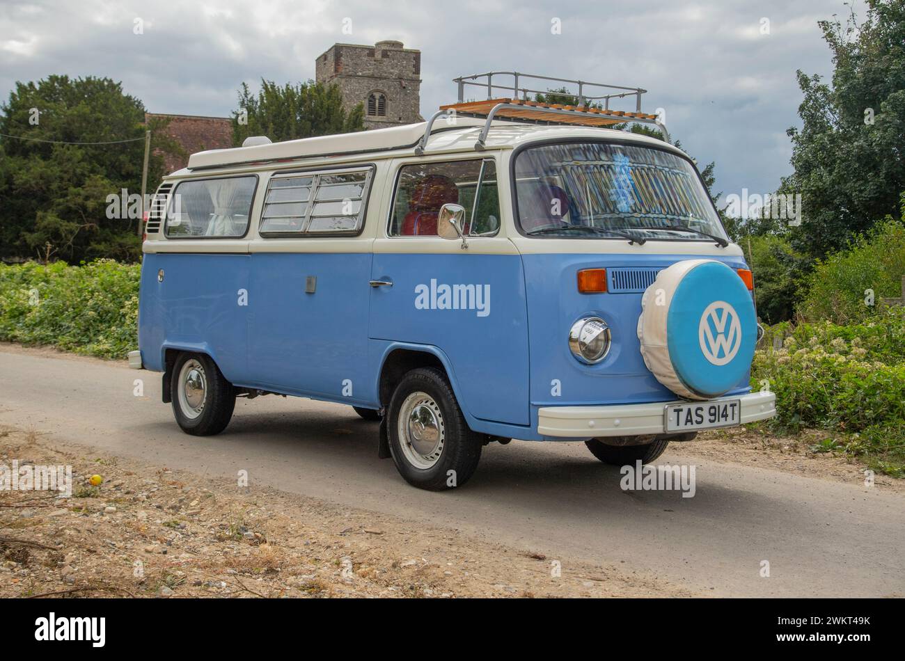 Van bay white bay hi-res stock photography and images - Alamy