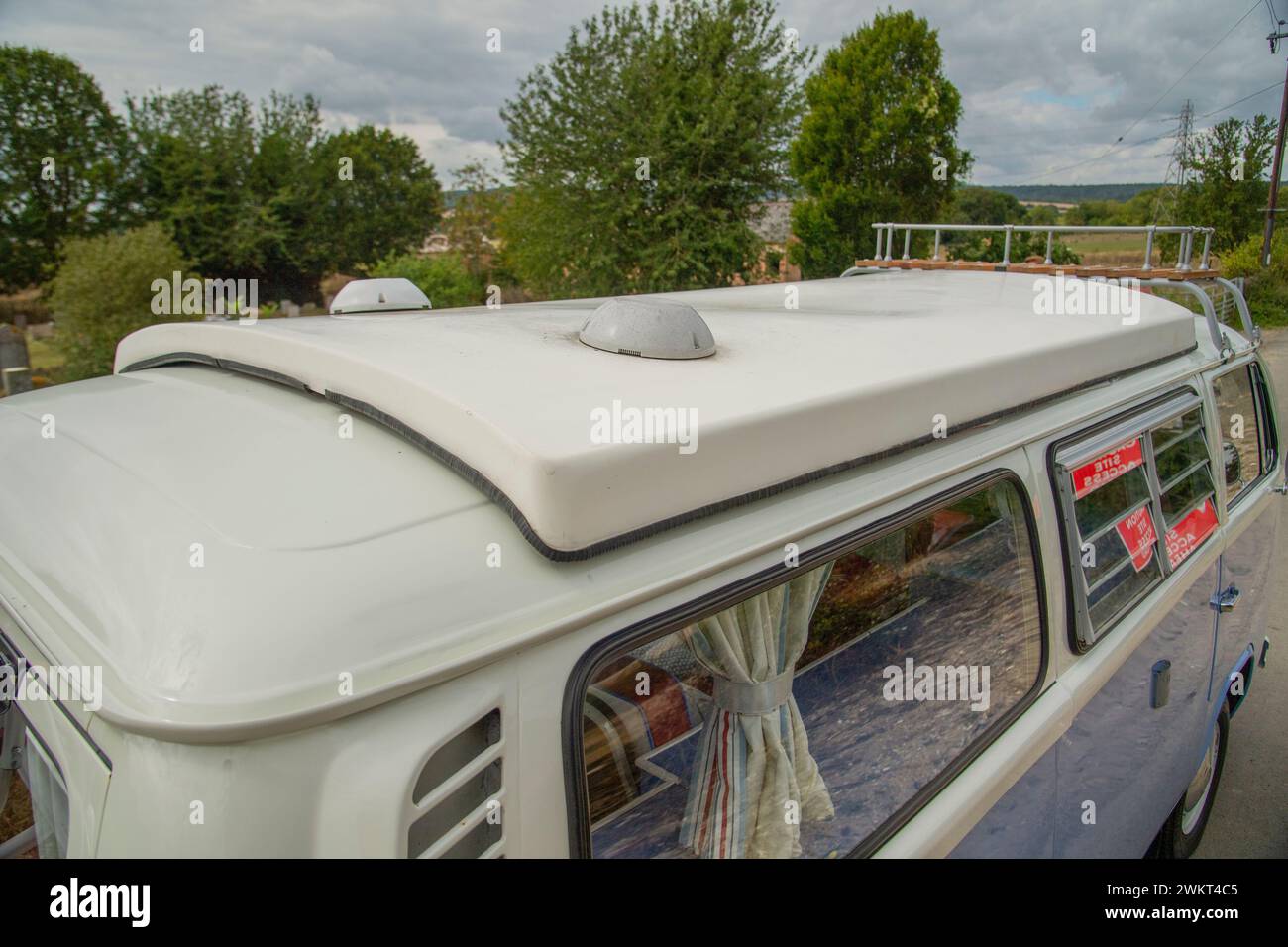 1979 VW Type 2 Bay Window camper van Stock Photo - Alamy