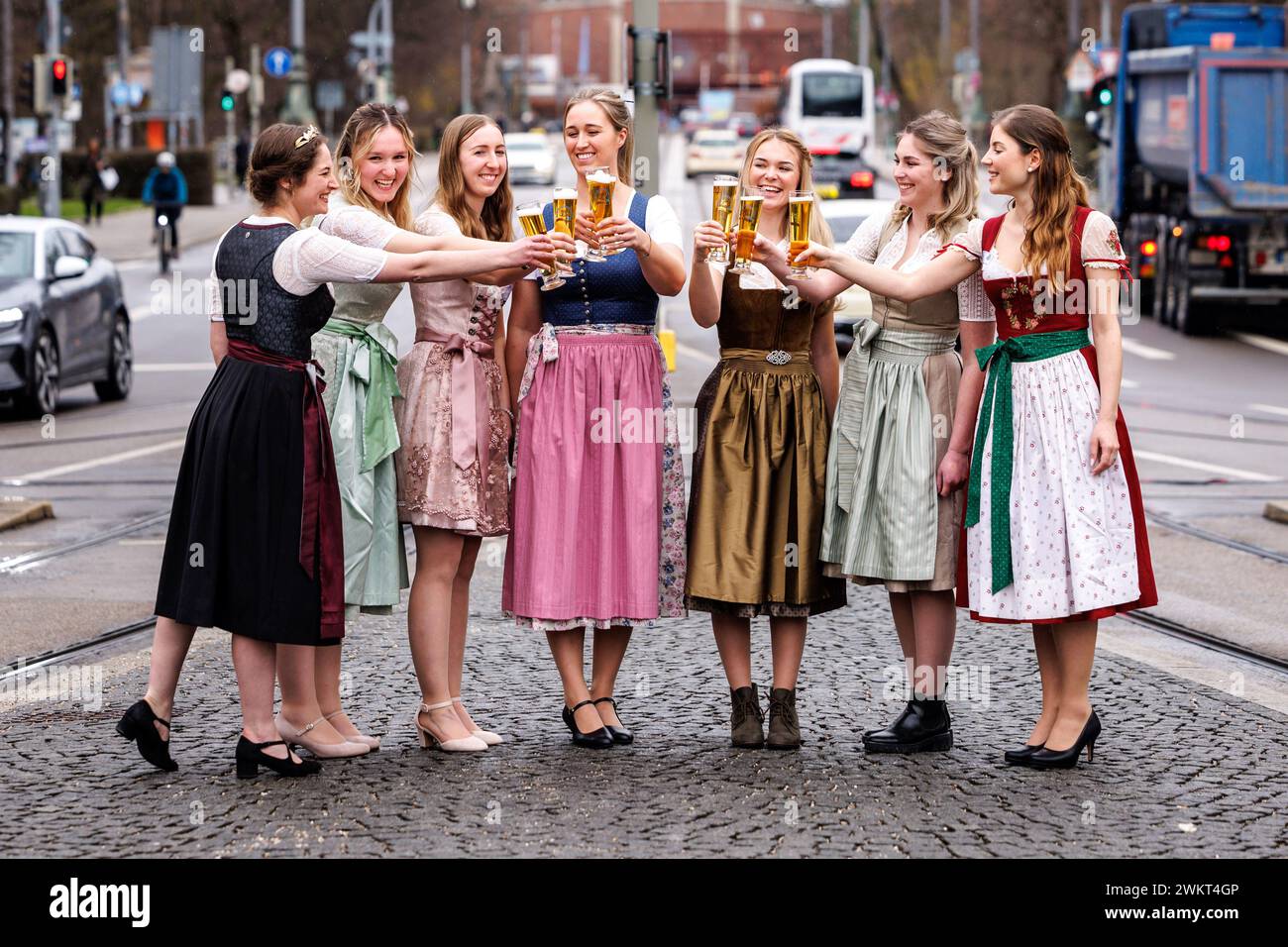 22 February 2024, Bavaria, Munich: Mona Sommer (l-r), Bavaria's ...