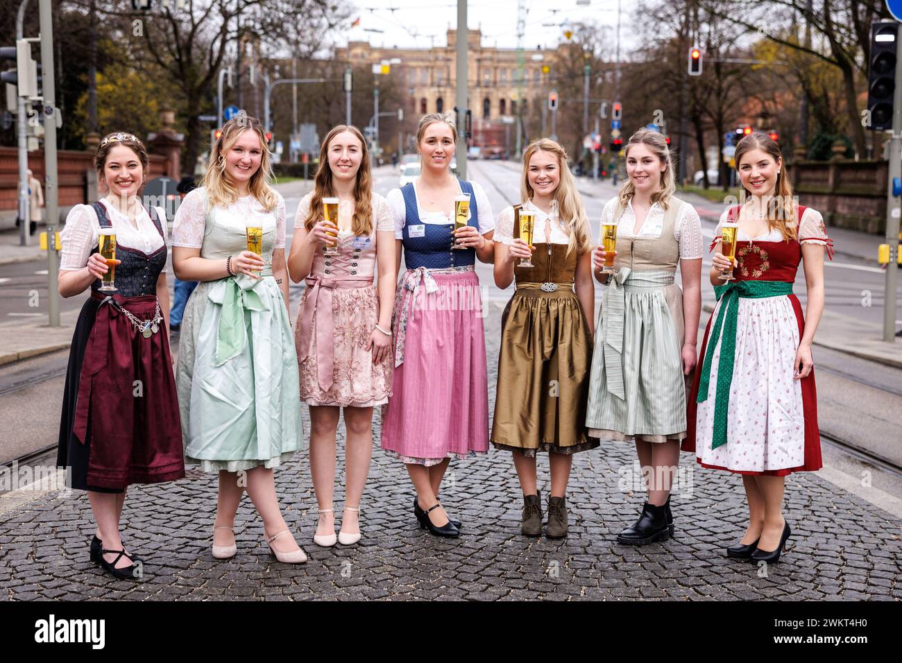 22 February 2024, Bavaria, Munich: Mona Sommer (l-r), Bavaria's ...