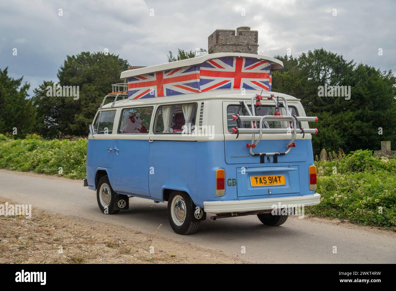 1979 VW Type 2 Bay Window camper van Stock Photo - Alamy