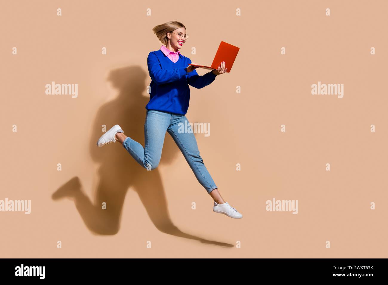 Full body length photo of jump young girl working recruiter running get ...