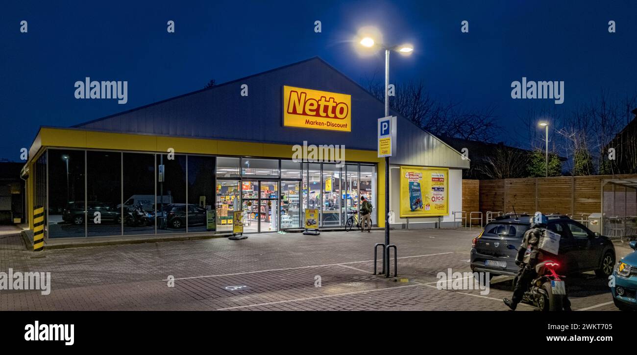 Netto logo hi-res stock photography and images - Alamy