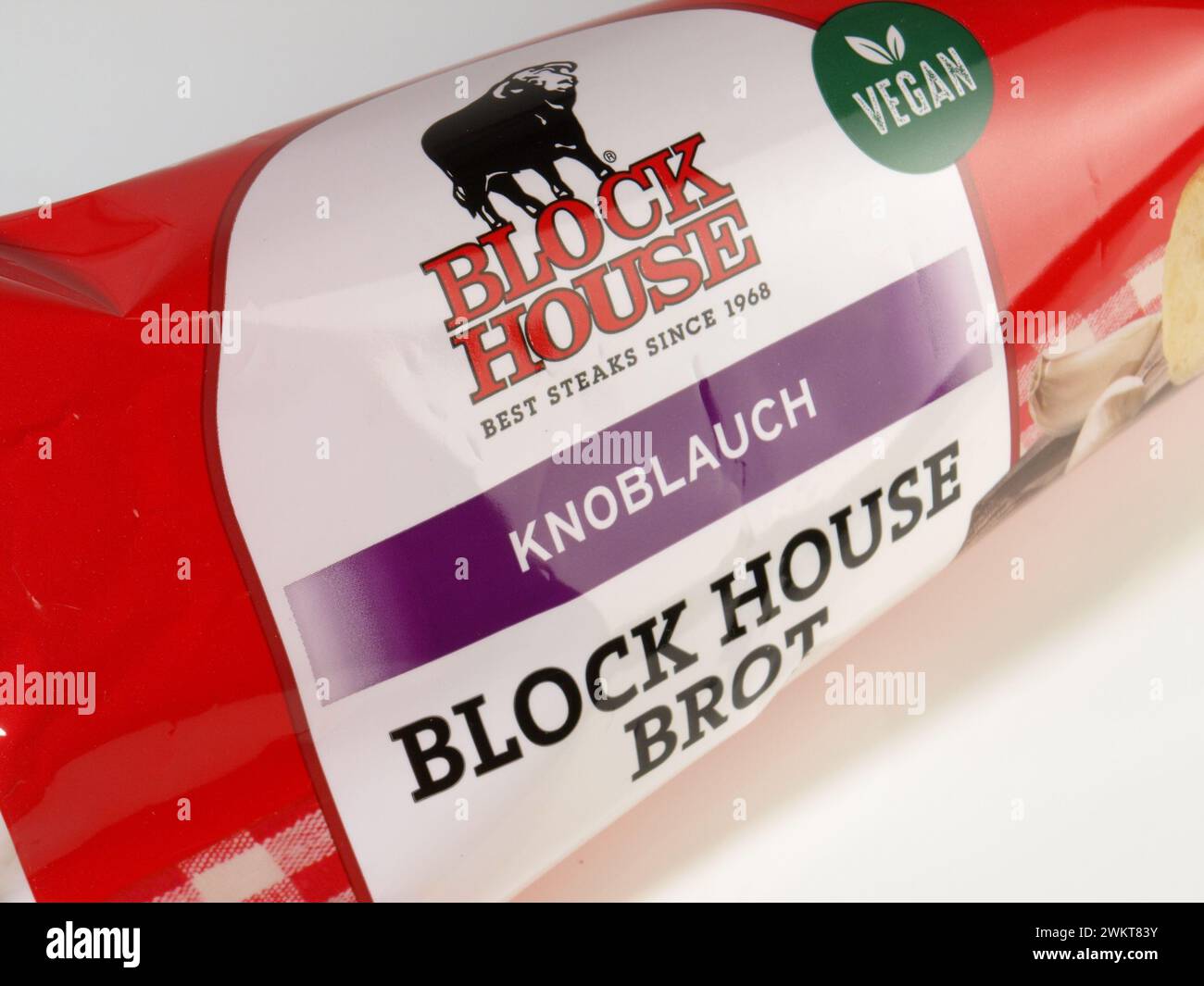 Block house hi-res stock photography and images - Alamy