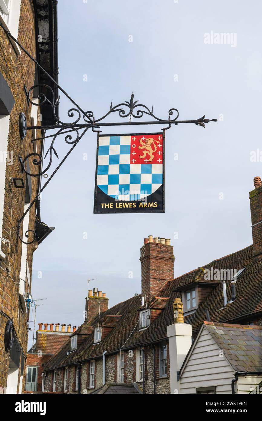 The lewes arms hi-res stock photography and images - Alamy